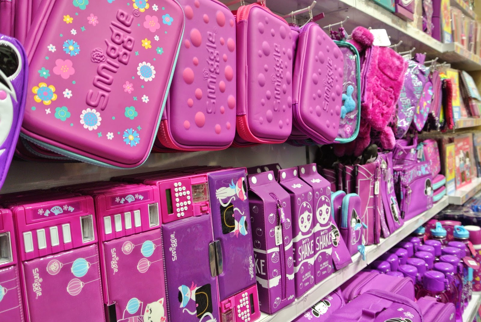 EVENT: SMIGGLE BULLRING BLOGGER EVENT - PRETTY YOUNG THING
