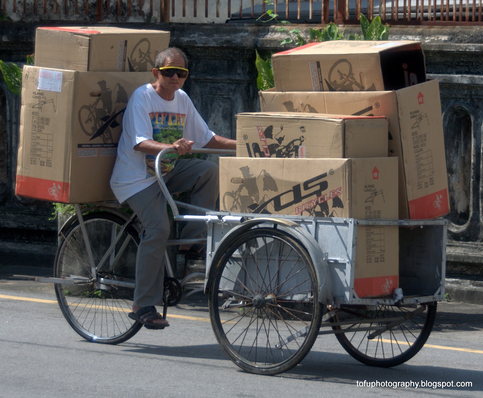 Tofu Photography: Man on a tricycle with big boxes in Georgetown ...