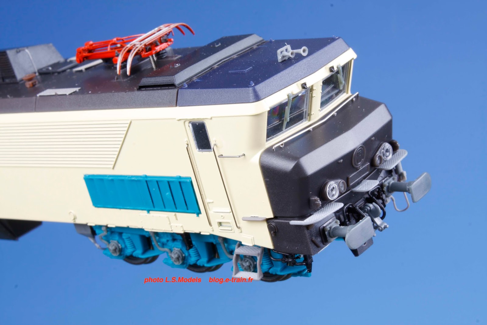 Loco-Revue: CC 6500 L.S.Models : le dernier proto