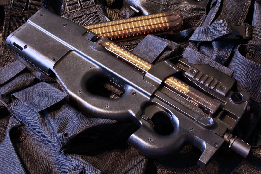 THE ARMORY: Subfusil P90