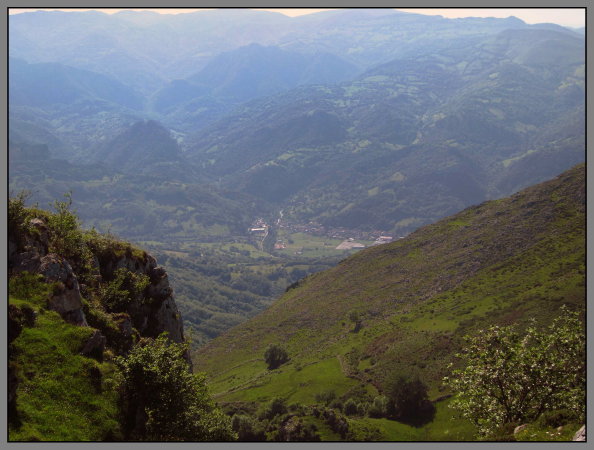 Nuestras montañas.: Pico Cutiái. Sierra de Serandi.