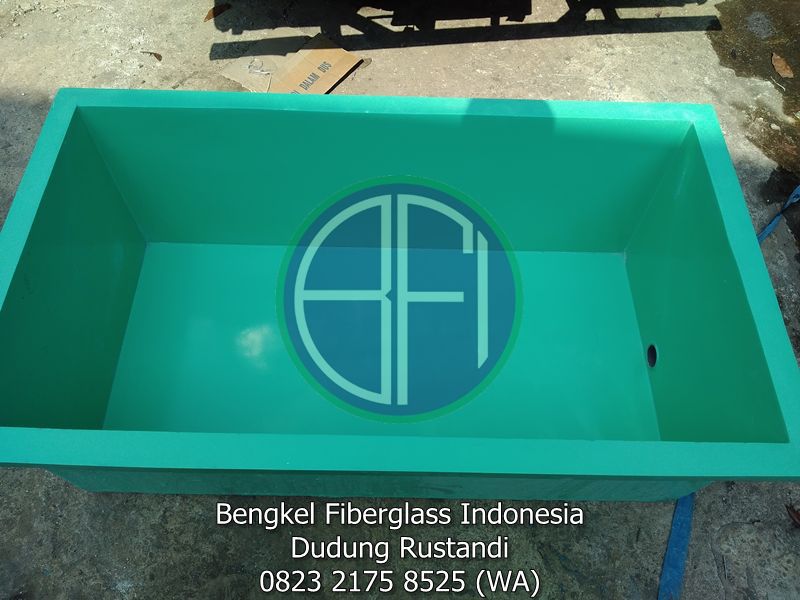 Jual Kolam Fiber Sebagai Media Pembiakan Ikan