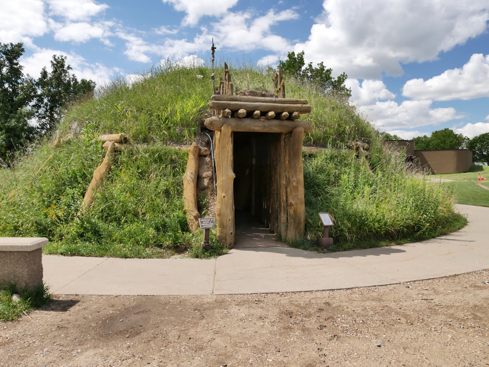 American Travel Journal: Earth Lodge - Knife River Indian Villages ...