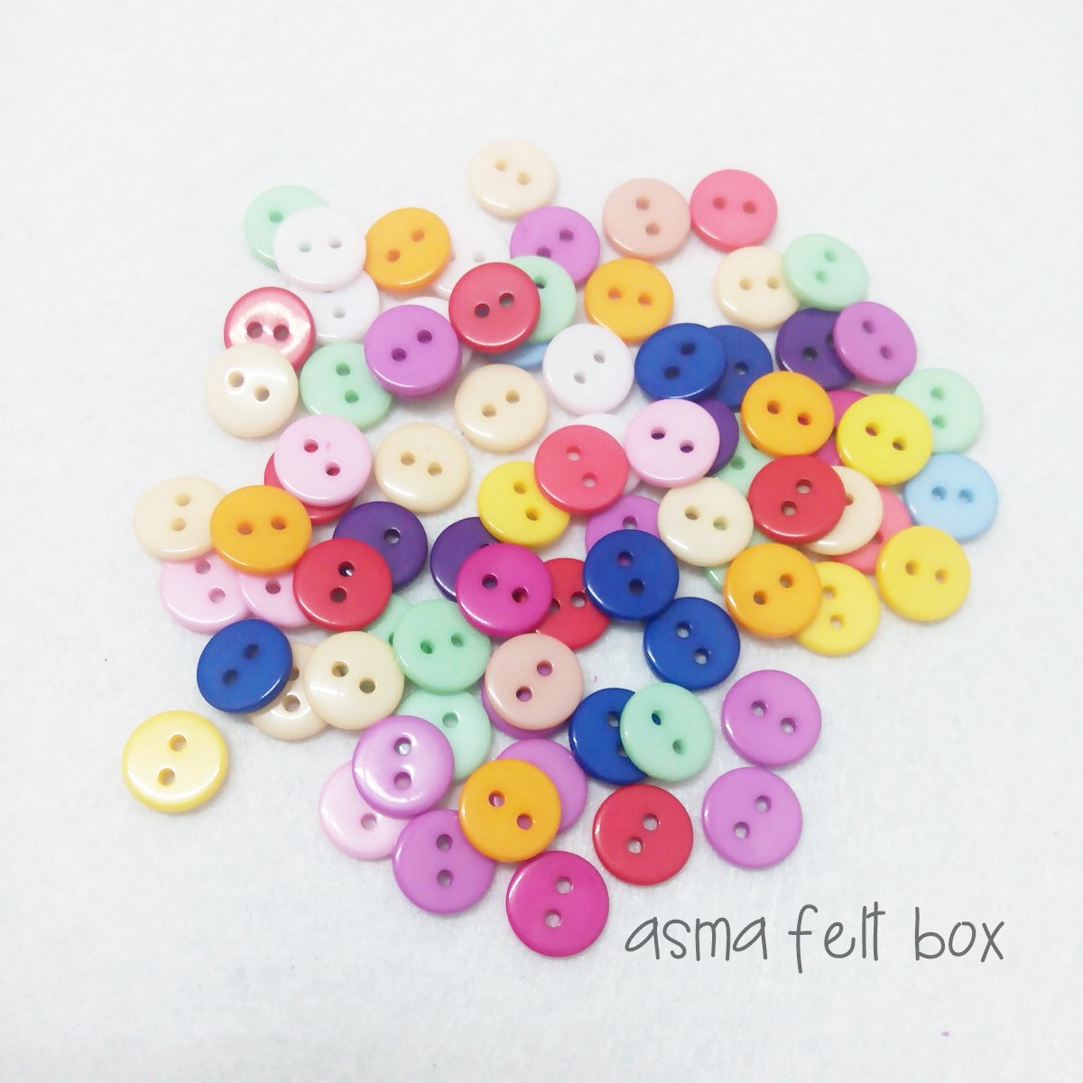 Butang Bulat 2 Lubang 11mm