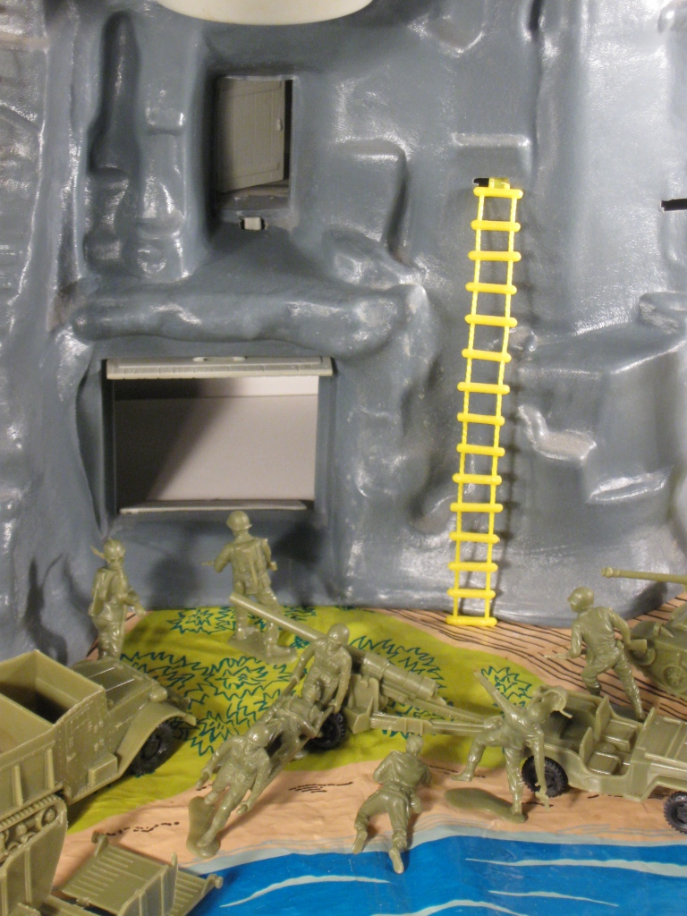 Toys and Stuff: Marx Navarone Giant Playset Halftrack