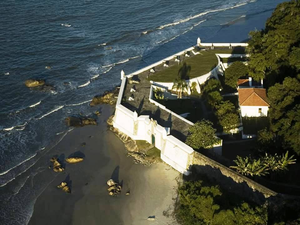 Estradas e caminhos: Ilha do Mel, a morada da paz