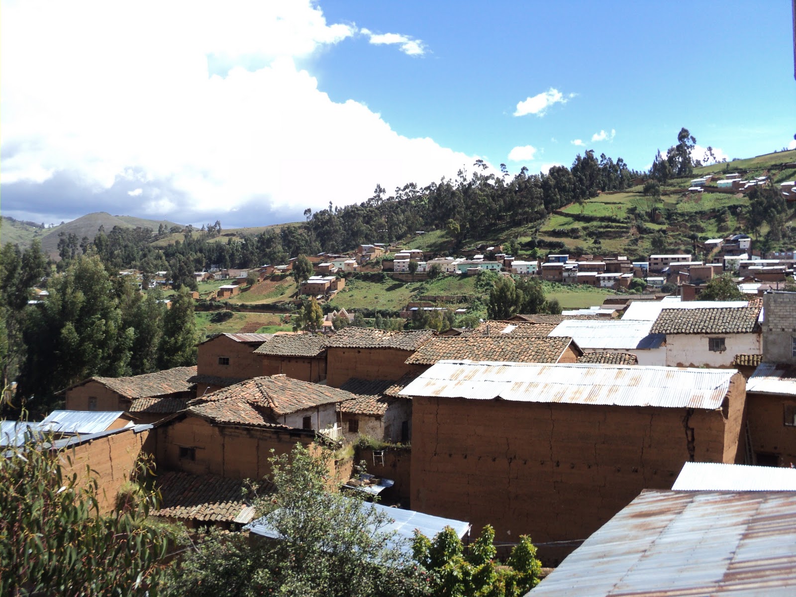Huamalíes en la Noticia: HOMENAJE A LLATA EN SU ASCENSO DE VILLA A CIUDAD