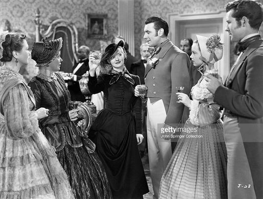 SPRING BYINGTON | Segundo Plato Cine