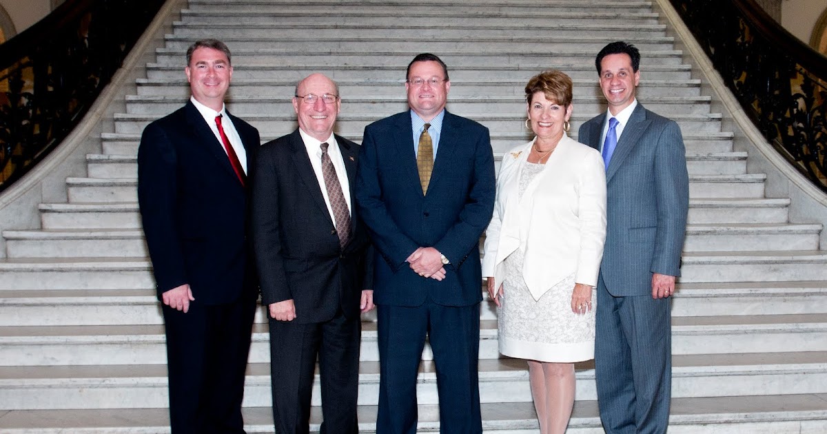 The Capitol View: House Republican Leadership Renews Call for Secretary ...