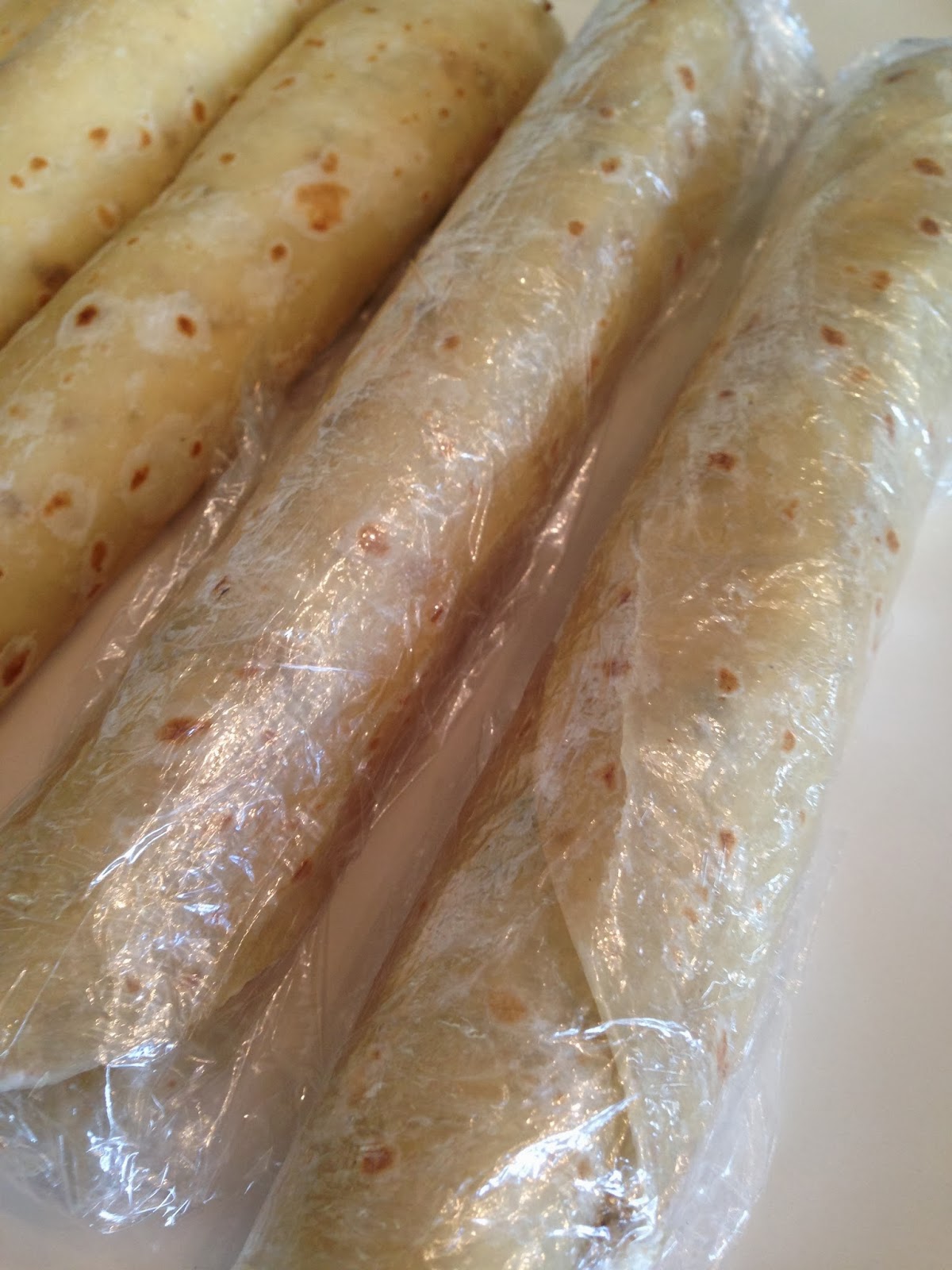 Tortilla Roll Ups with Cilantro Lime Blender Salsa - Purple Chocolat Home