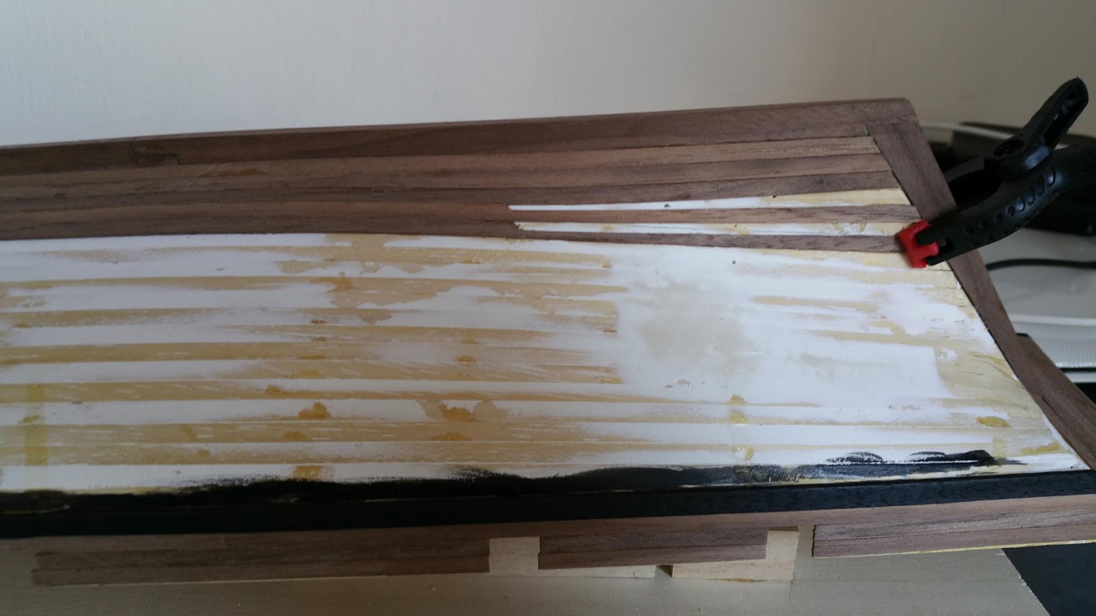 Malaysia Wooden Model Ship : Halcon Build Log - 2nd Layer Planking