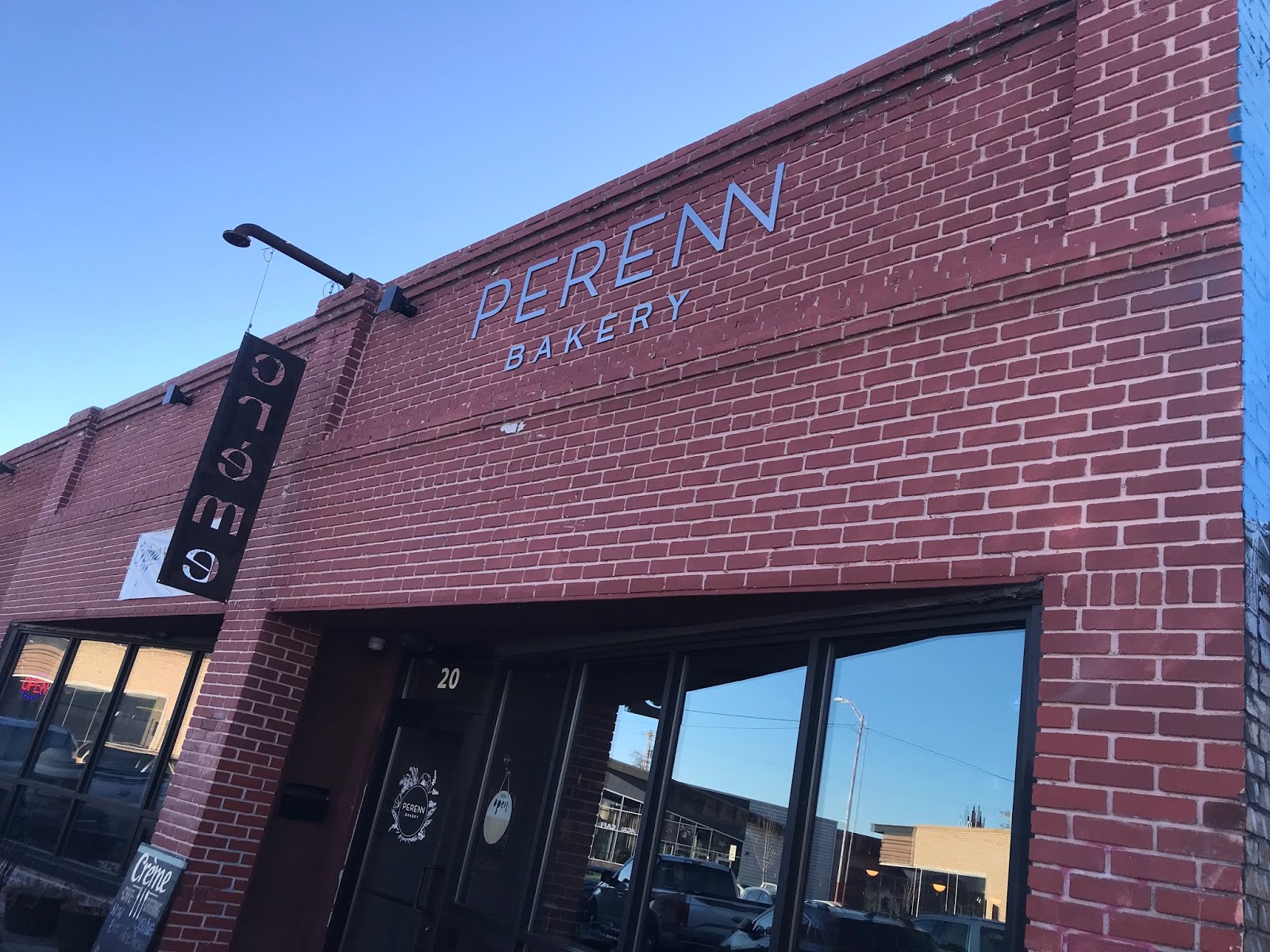 The Pastry Chef's Baking: Bakery Review: Perenn Bakery