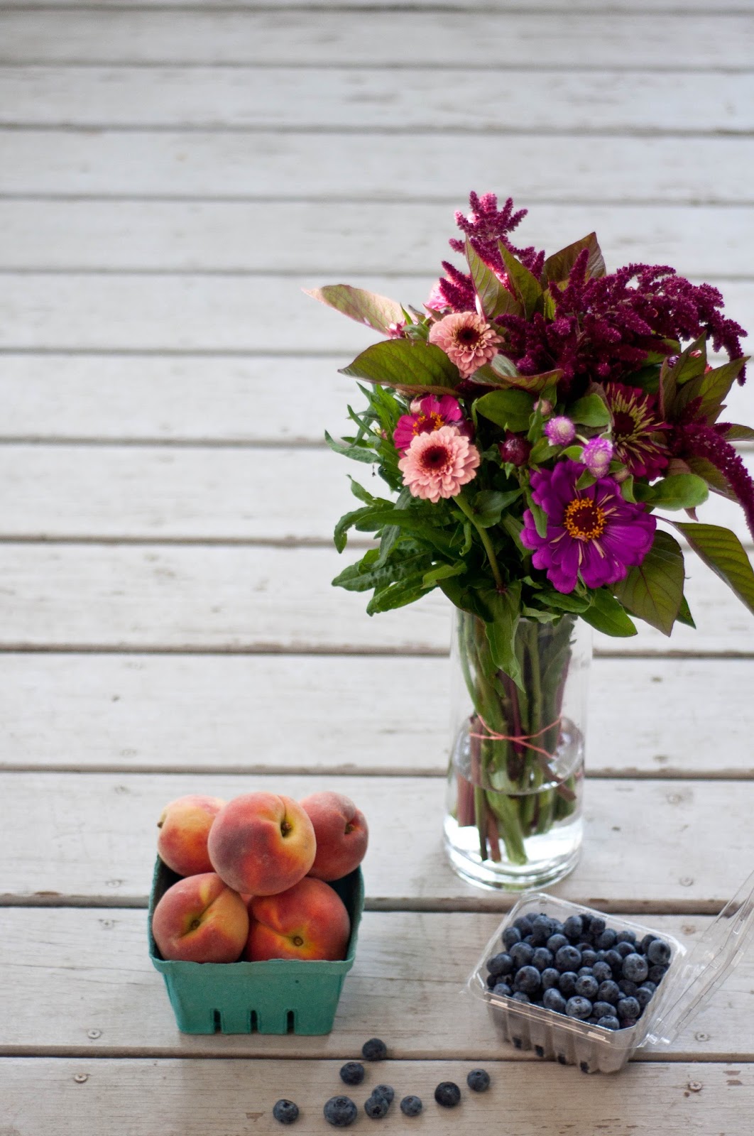 Robson's Farm: Fruit and Flowers in One Box