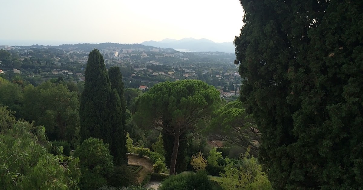 Photograff: Un mas, un atelier, un antre (1)