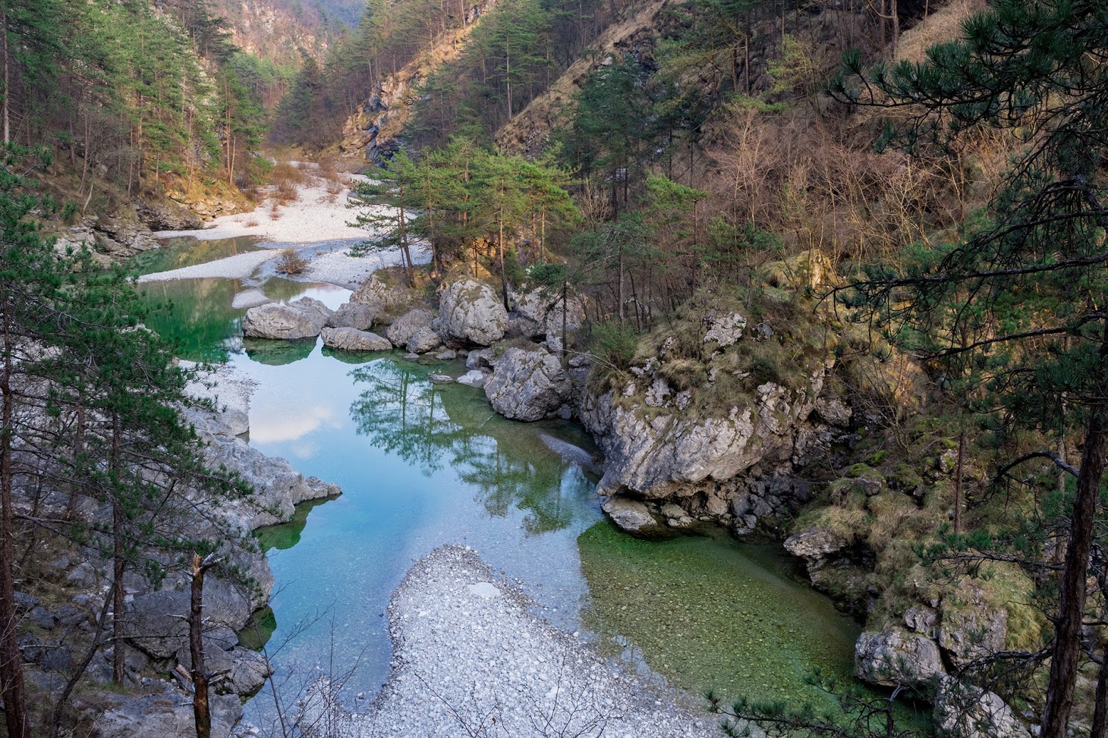 Montagne Sottosopra : CANAL DI MEDUNA: al lago di Ciul
