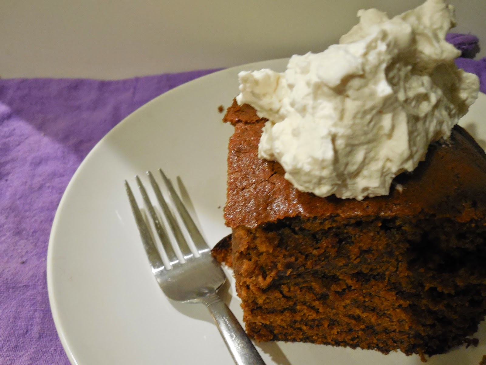Two Kid Kitchen: gingerbread cake with fresh whipped cream