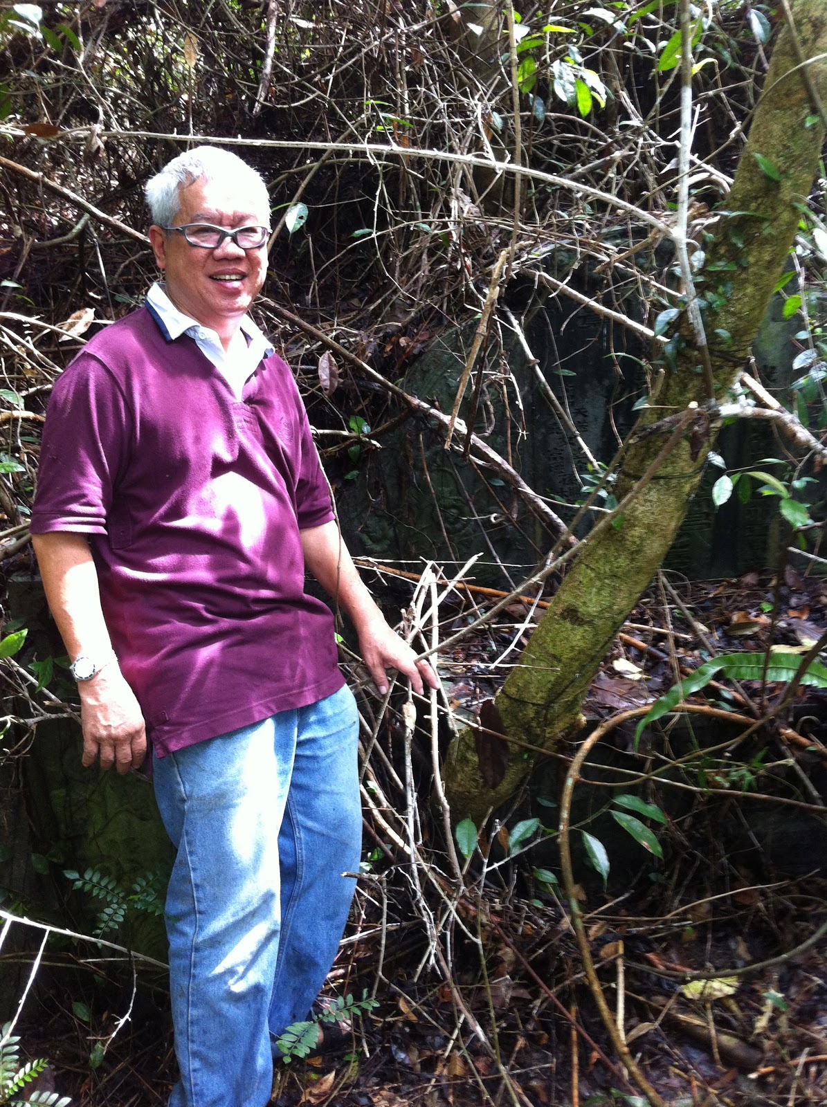 Bukit Brown Trails: Finding Grandparents and Parents of Lim Boon Keng