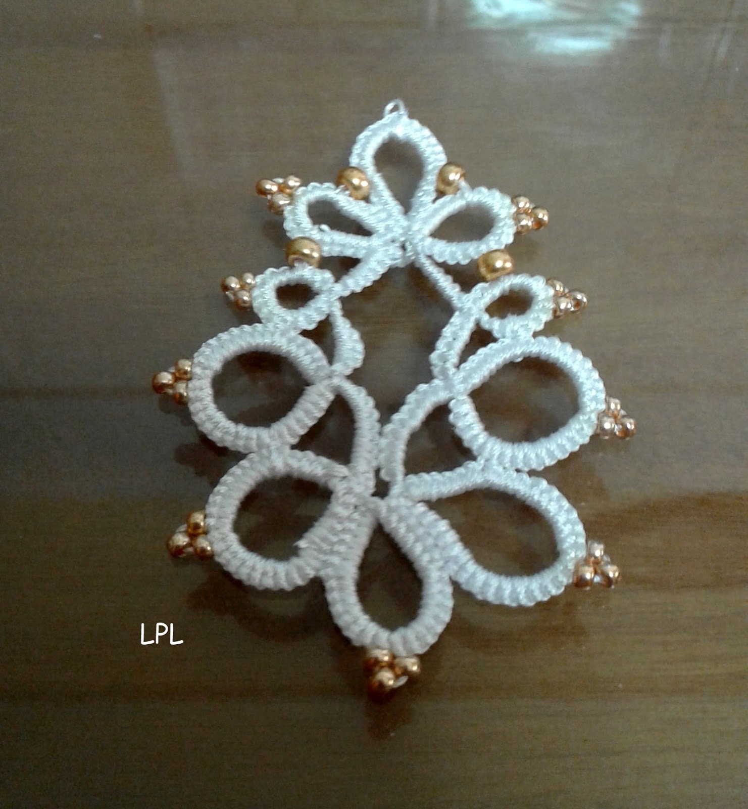 BEADS and GEMS : Κοσμηματα απο δαντελα - Φριβολιτε - Tatting lace ...