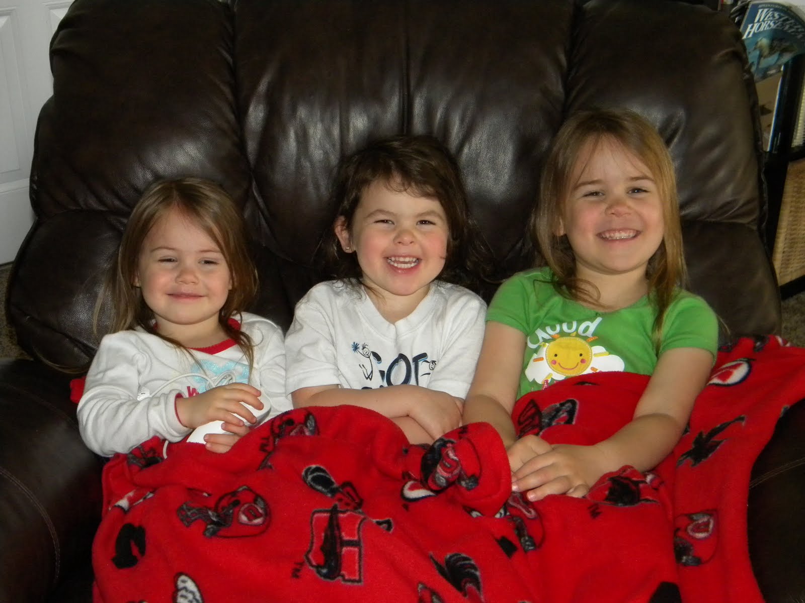 Lec and Kim: Spring Break... Grandma Sleepover!