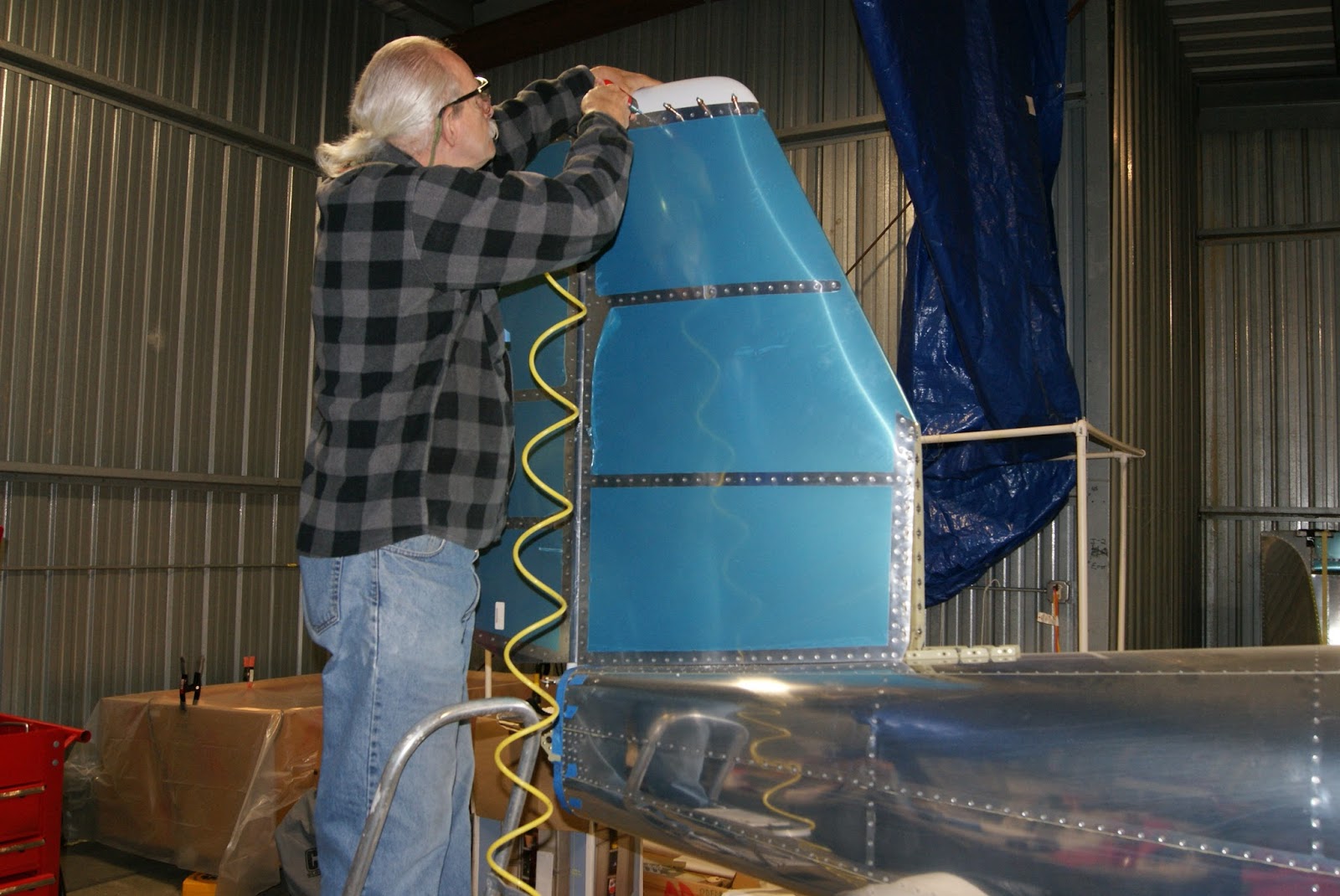 DOG Aviation John's RV-12 Blog: Stabilator and Rudder Fairings Finished