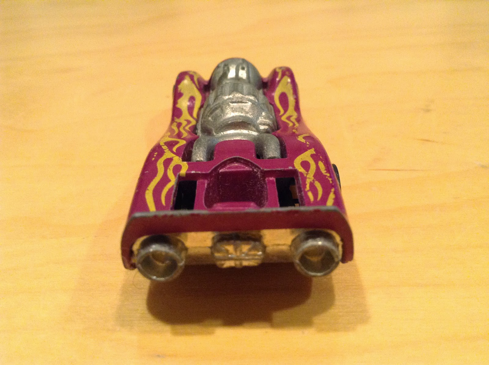 JULIAN'S HOT WHEELS BLOG: Jet Threat II (1976 Flying Colors Series)