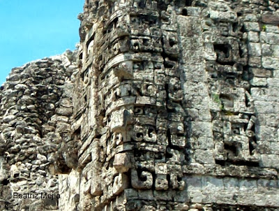 El Bable: El estilo de Río Bec en Zona Arqueológica de Becán, Campeche.