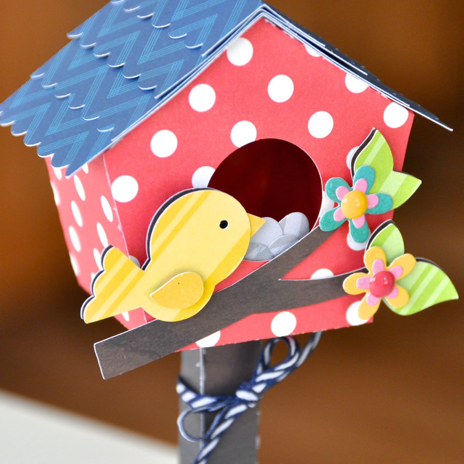Court's Crafts: Bird Houses
