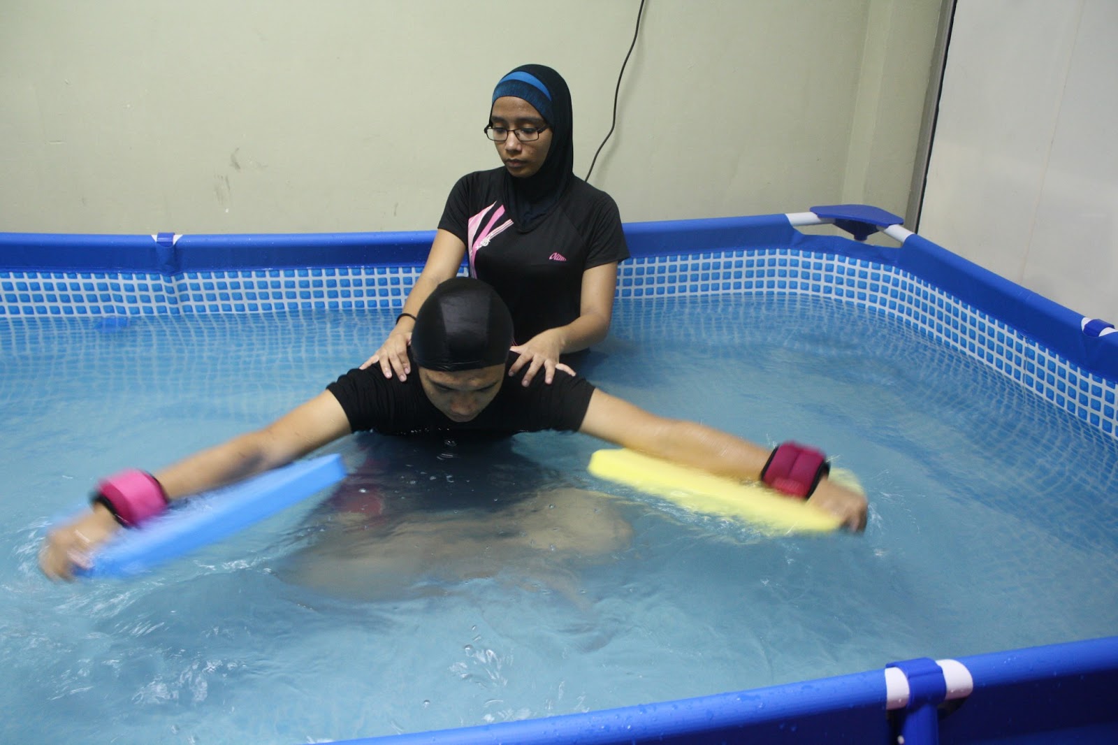 HYDROTHERAPY (TERAPI AIR/SENAMAN AIR)