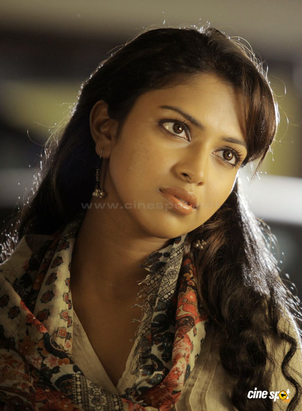 INDIAN MASALA PHOTOS: AMALA PAUL CUTE HD WALLPAPERS