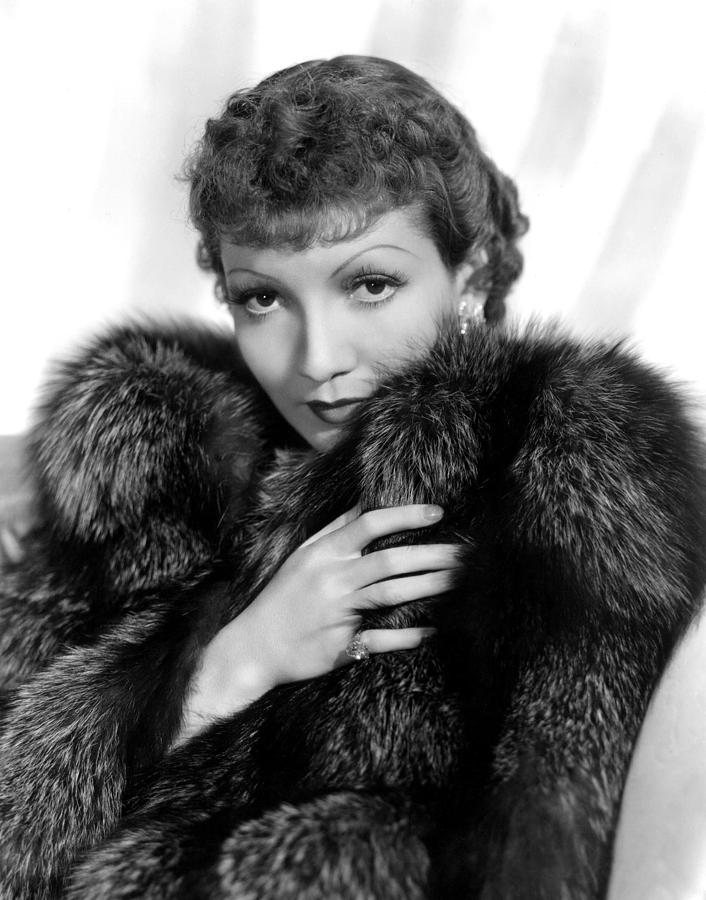 Love Those Classic Movies!!!: In Pictures: Claudette Colbert