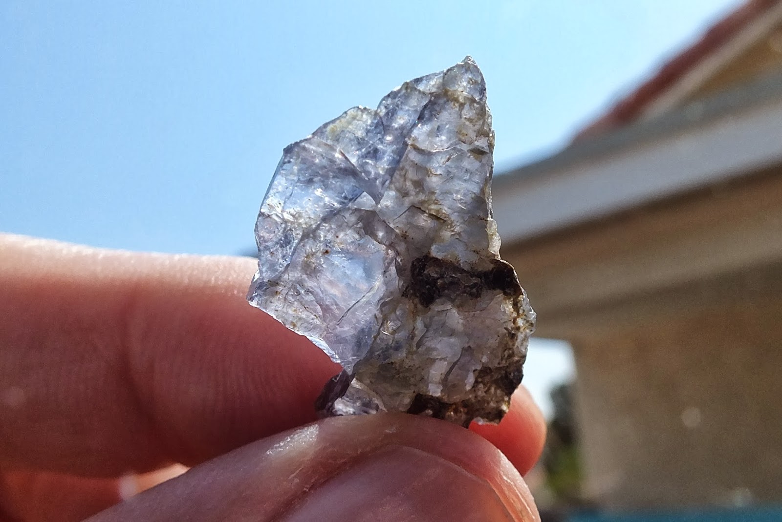 GemHunter's Guide to Prospecting for Iolite (water sapphire) Gemstones ...