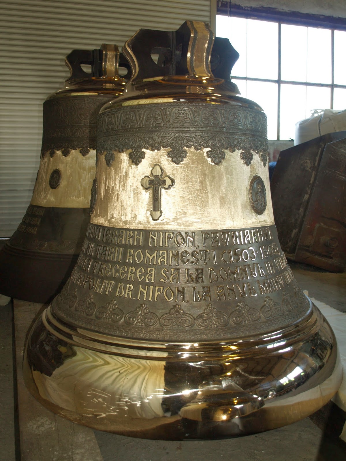 Clopote Blotor - B&L Construct