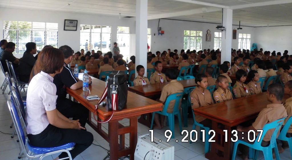 FASILITAS RUANG MAKAN ~ SMA PLUS PMS RAYA