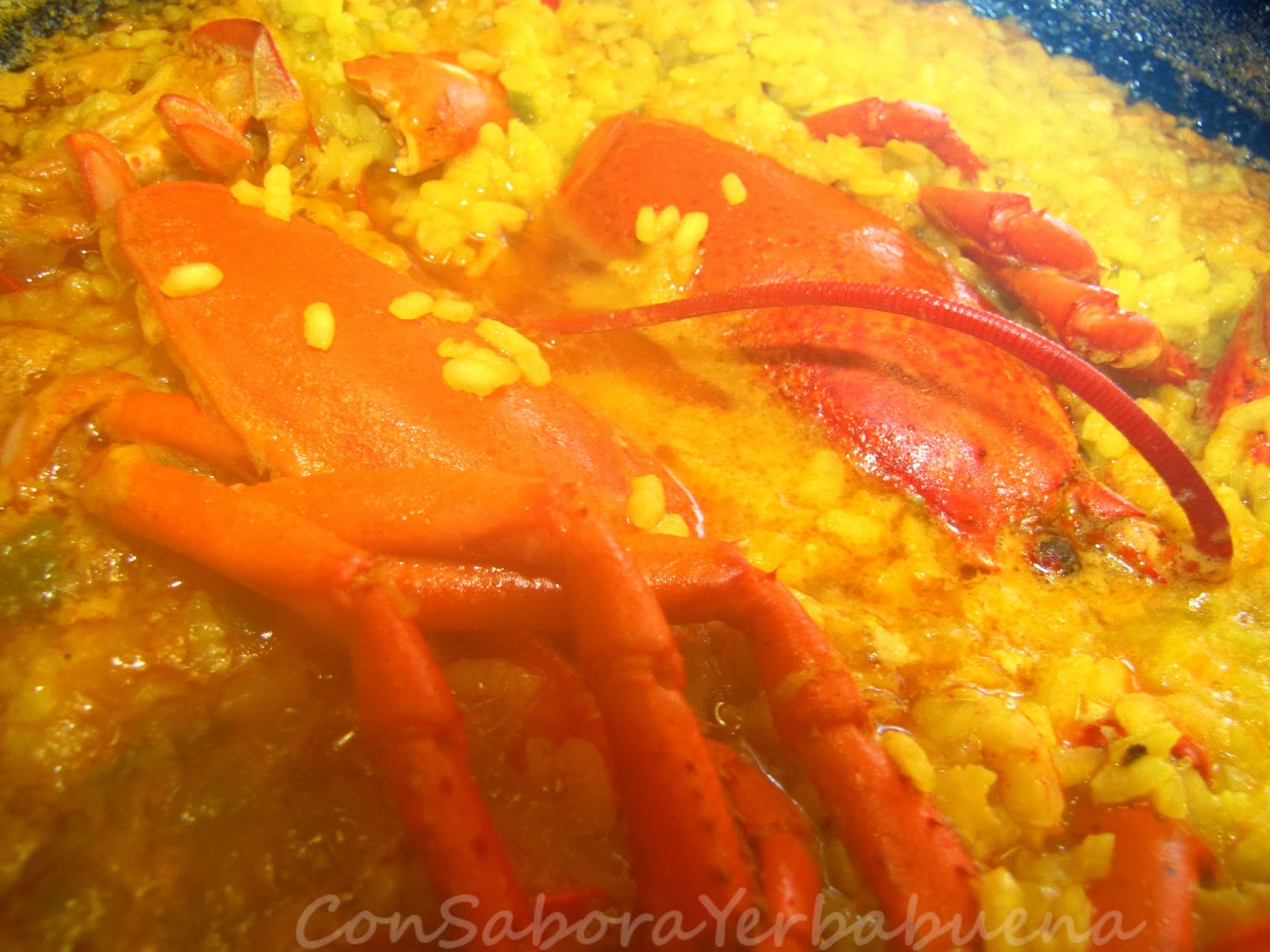 Con sabor a YerbaBuena: ARROZ CON BOGAVANTE