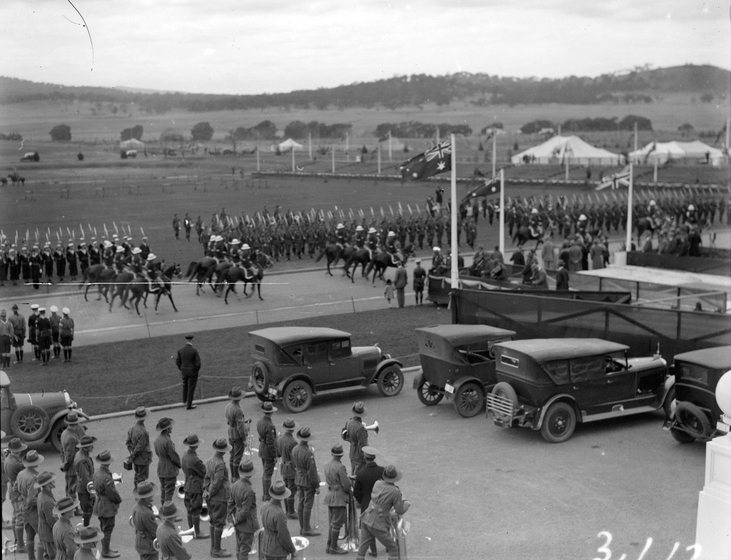 Bytes: Old Sydney and Old Canberra