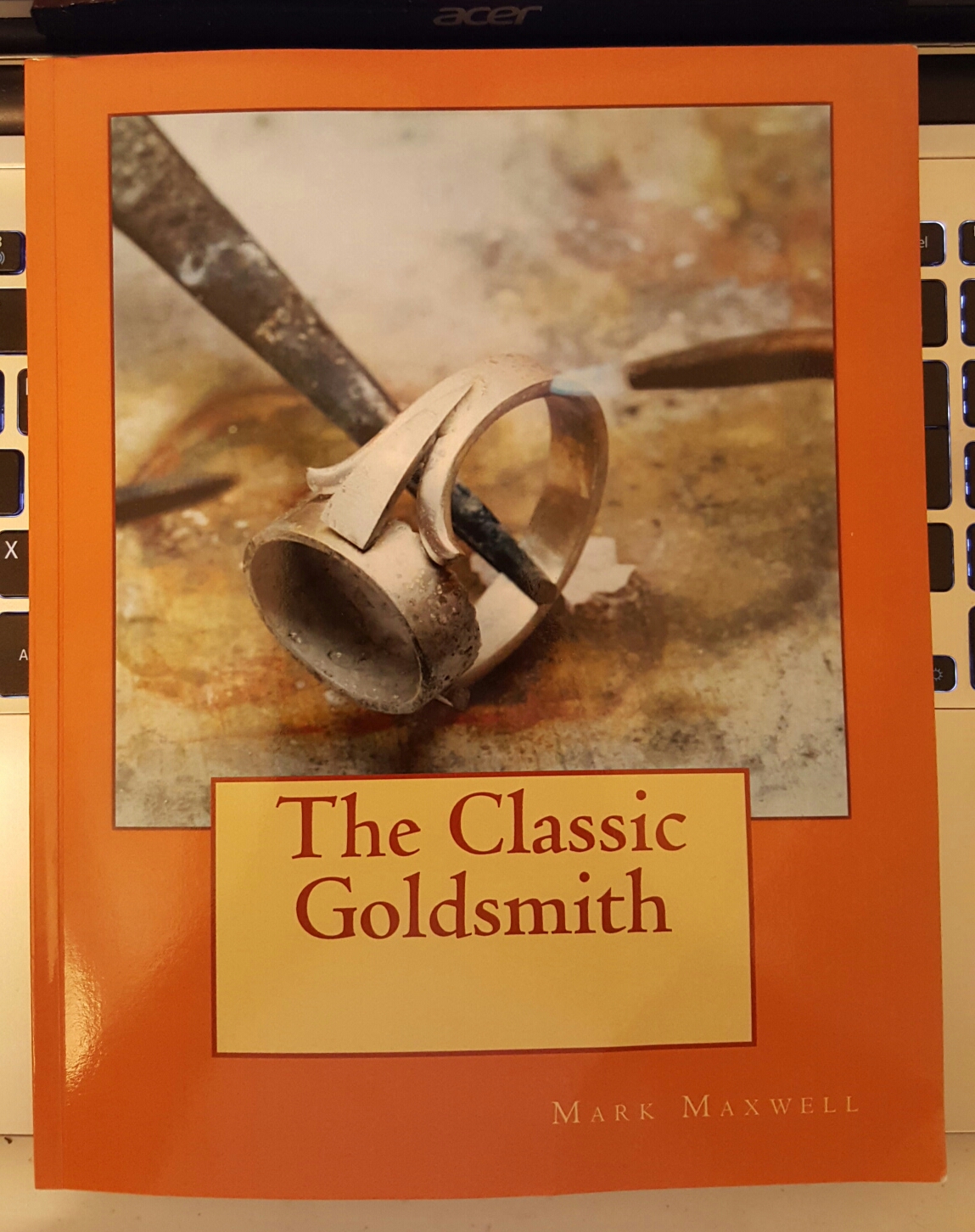 blue aluminum: The Classic Goldsmith