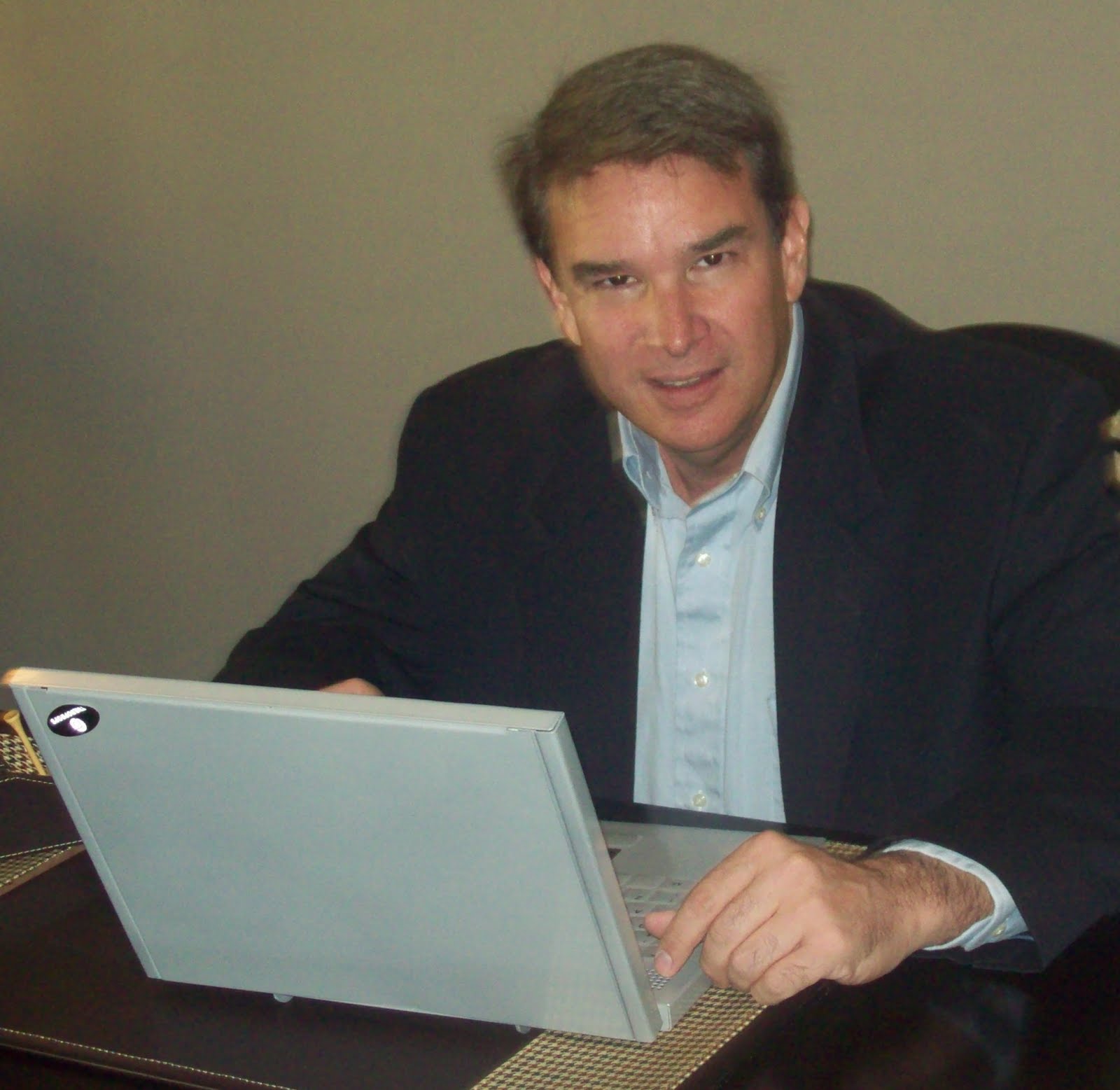 Biography Of Ed Opperman Private Investigator | EmailRevealer.Com