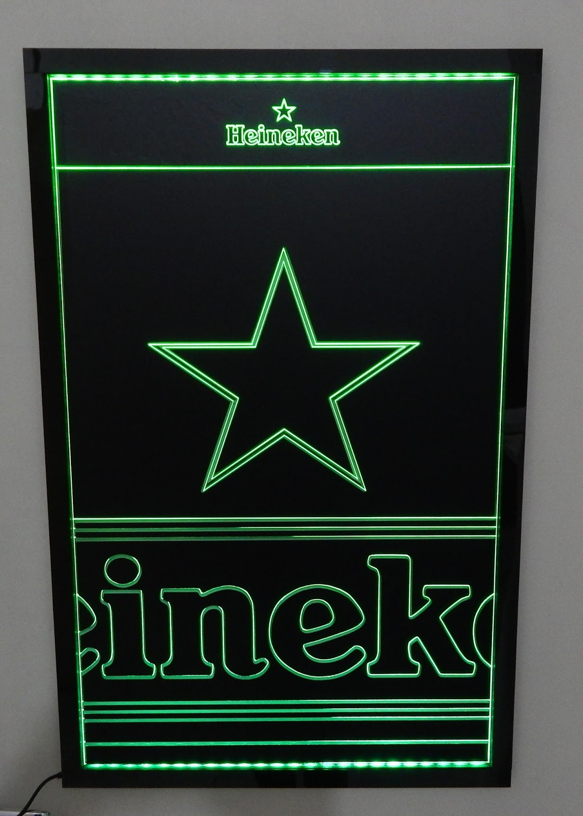 LED IDEIAS: PAINÉIS, DISPLAYS E BALDE DE LED HEINEKEN