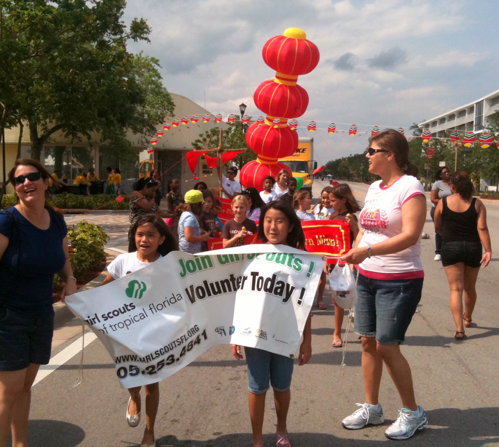 Mischief and Mermaids...: Chinatown Miami