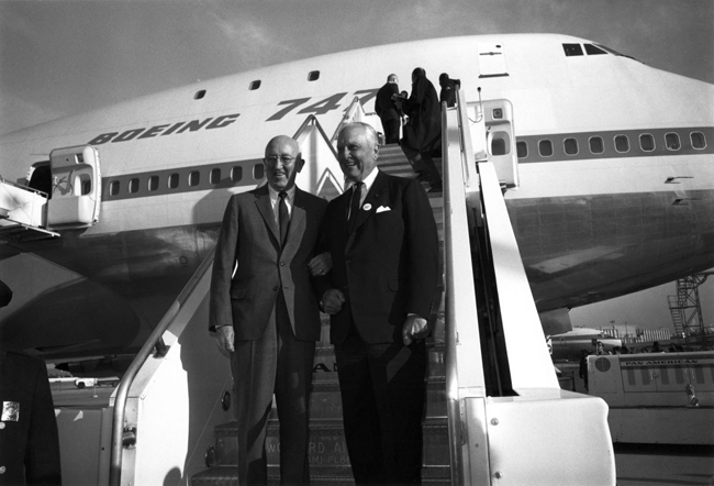 Espacio Aviación®: Falleció Joe Sutter, "El padre del Boeing 747"
