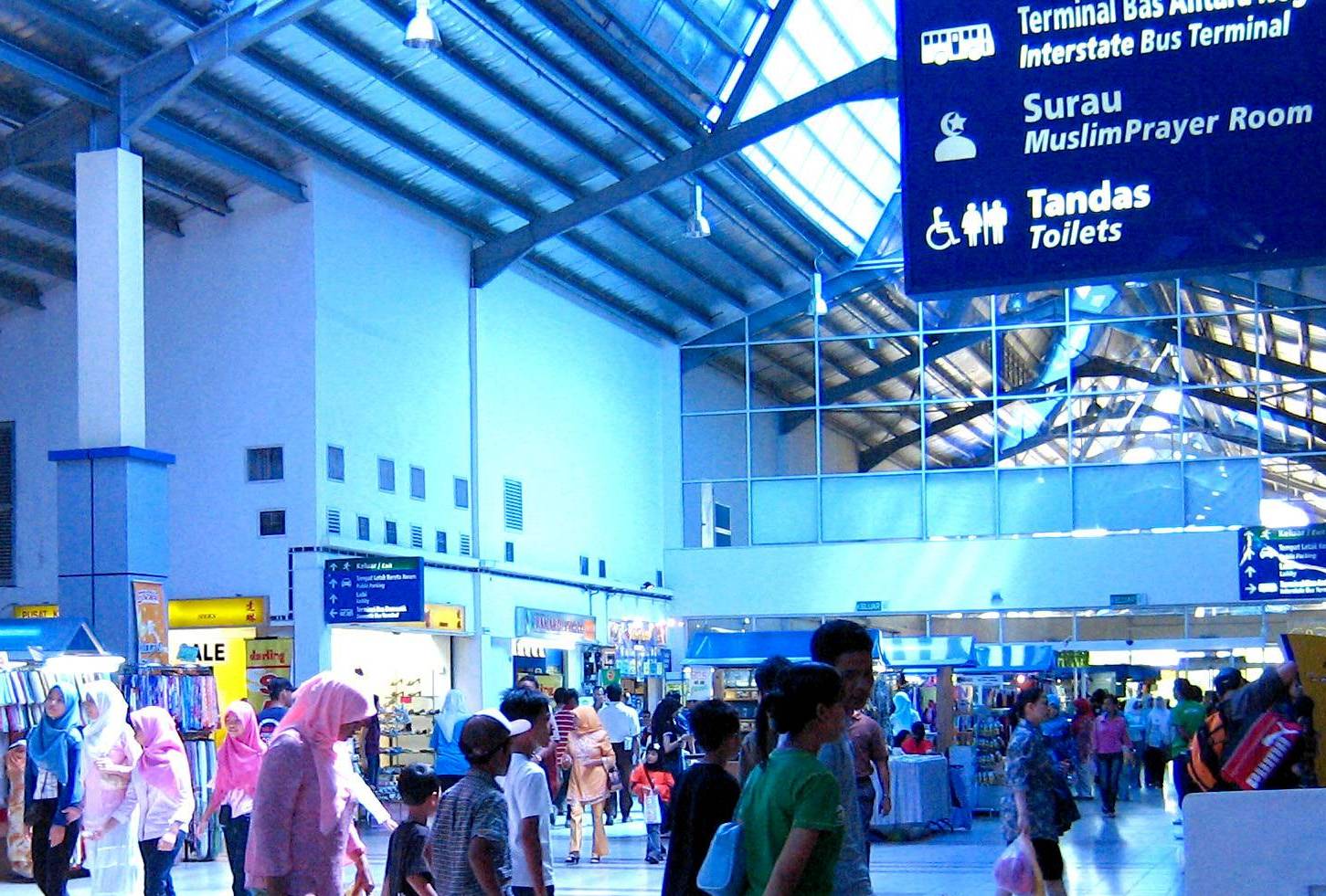 Melaka Sentral - terminal bas dan teksi, pasar basah dan kering serta ...