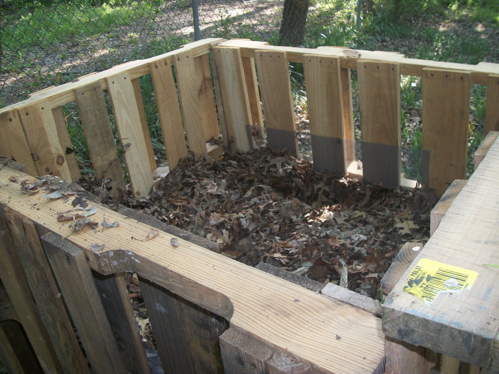 DIY Compost Bin