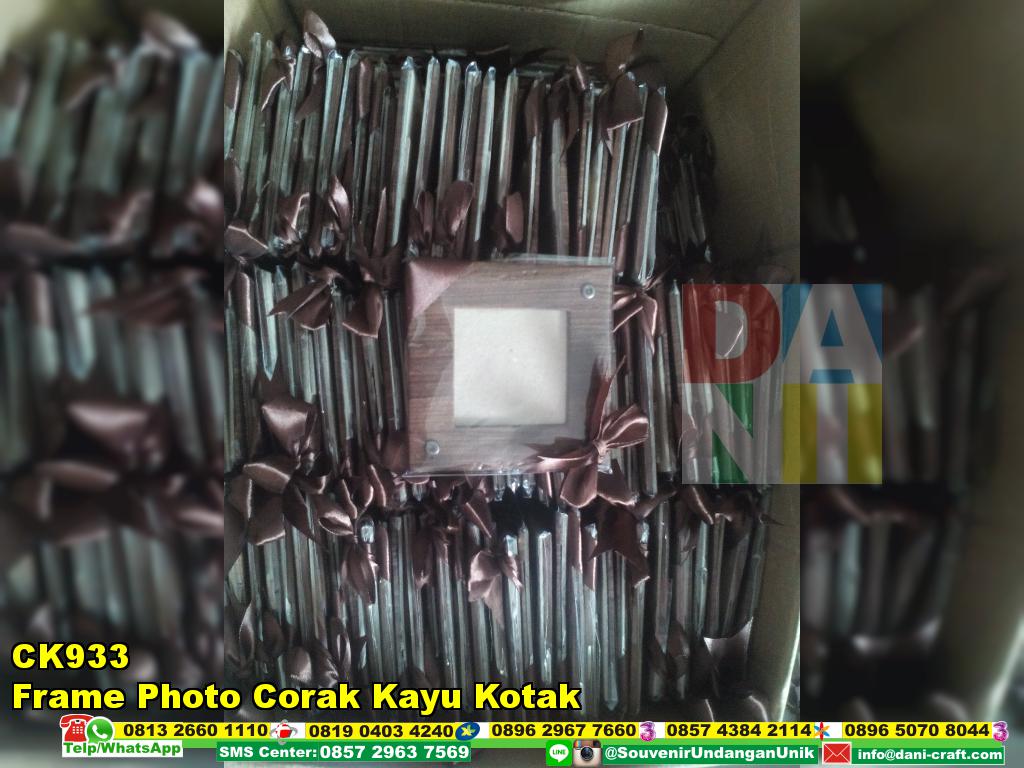 Frame Photo Corak Kayu Kotak | Souvenir Pernikahan