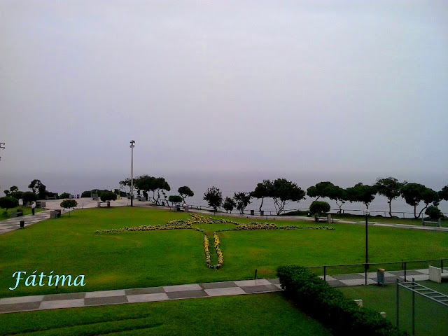 Fátima Rodríguez Serra: Parque Maria Reiche 1996 2016 Miraflores