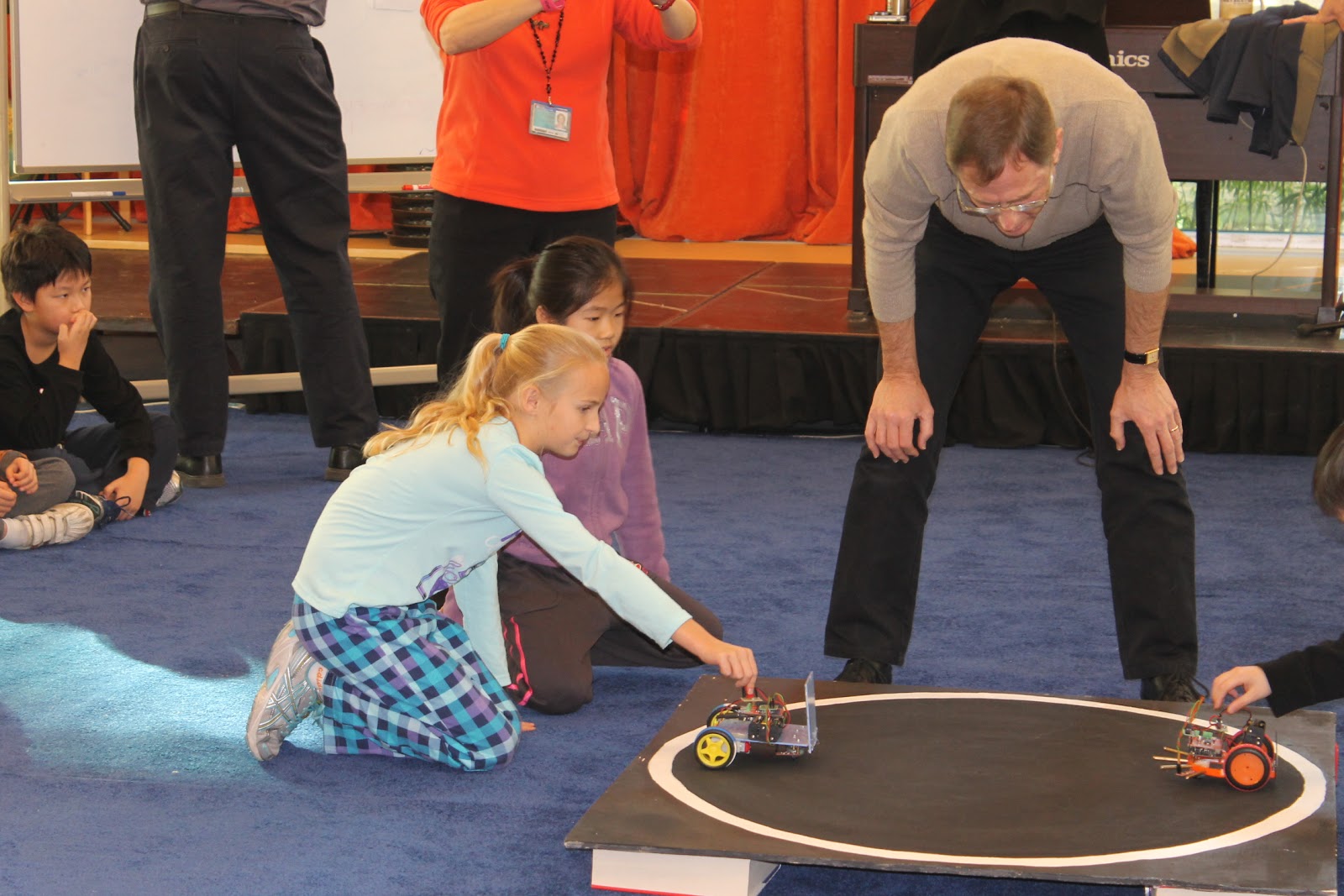 The DeSmet Family Worldwide: Ella Claire and the Great 4th grade Robot ...