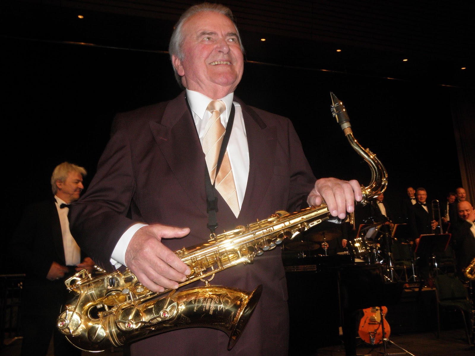 EFEMÉRIDES, NOTICIAS DE LA MÚSICA Y EL CINE: MUERE MAX GREGER, DIRECTOR ...