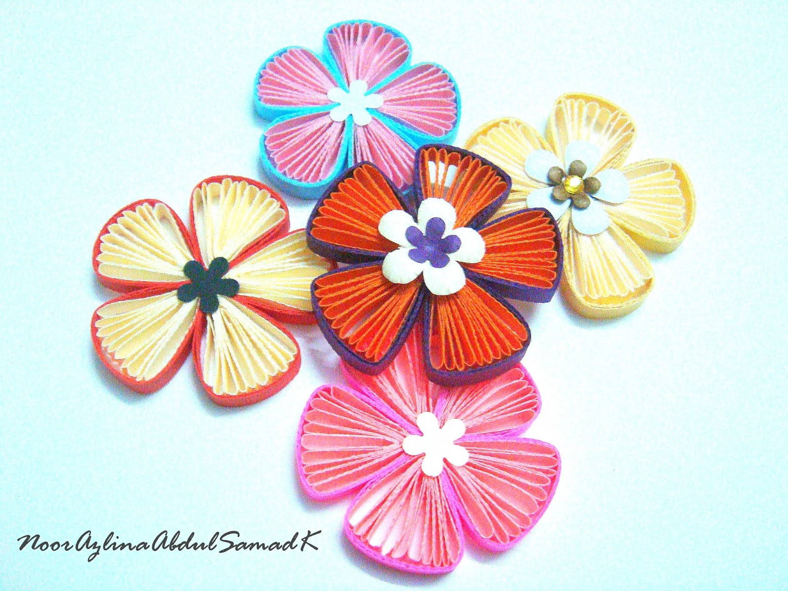 AZLINA ABDUL: Quiling fan flower tutorial