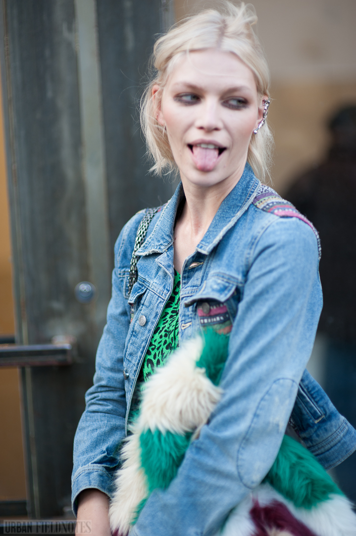 Urban Fieldnotes: Models Making Faces