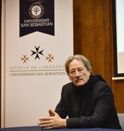 Universitarios conocen de cerca la experiencia del investigador de ...