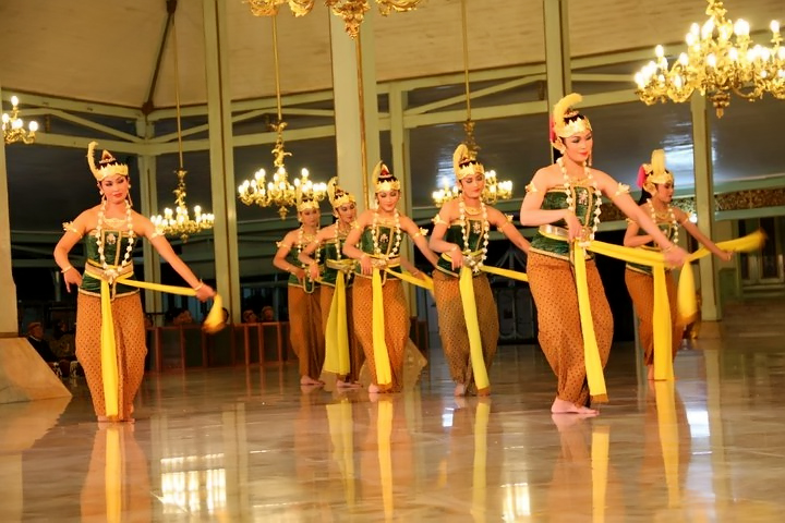 Tari Bedhaya Keraton Jogja | Tari tradisional Jawa